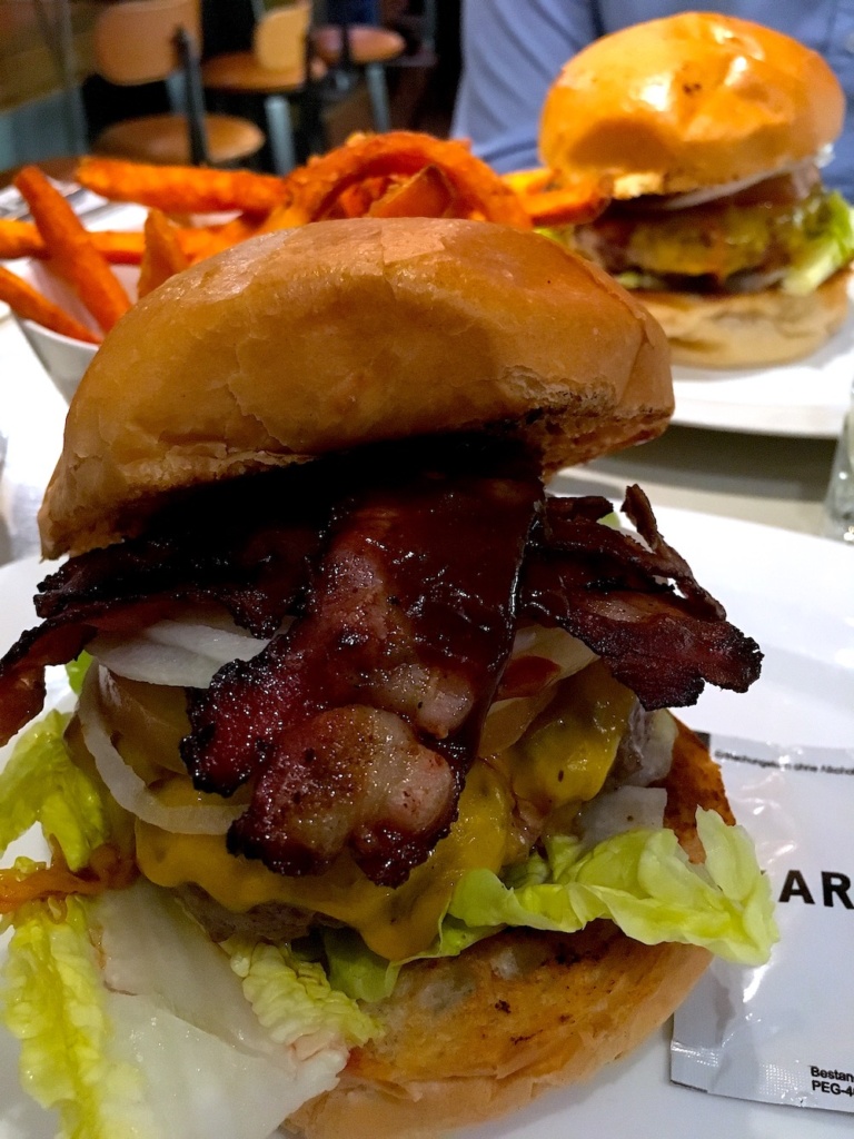 Die besten Burger in Köln! BURGER HEAVEN - Restaurant Insider Tipps